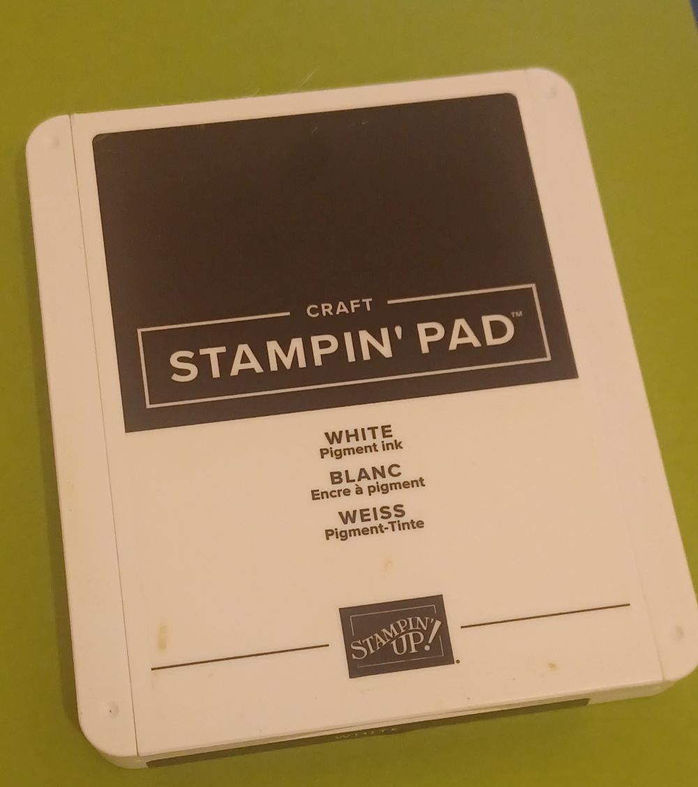 How to add ink to a new Stampin Up! white ink pad. - Dorries Designs
